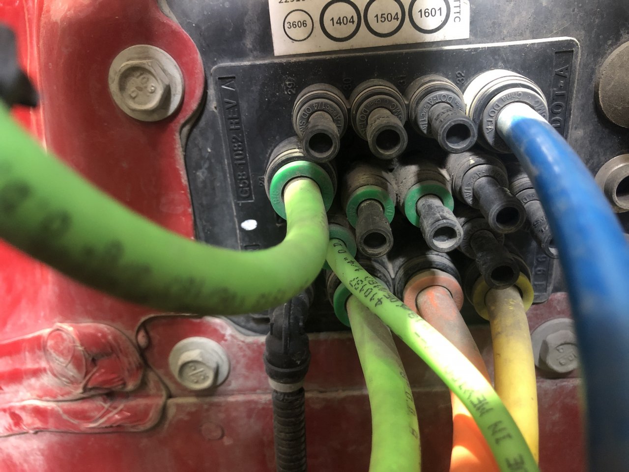 G58-1082 | Kenworth T680 Cab, Misc. Parts for Sale