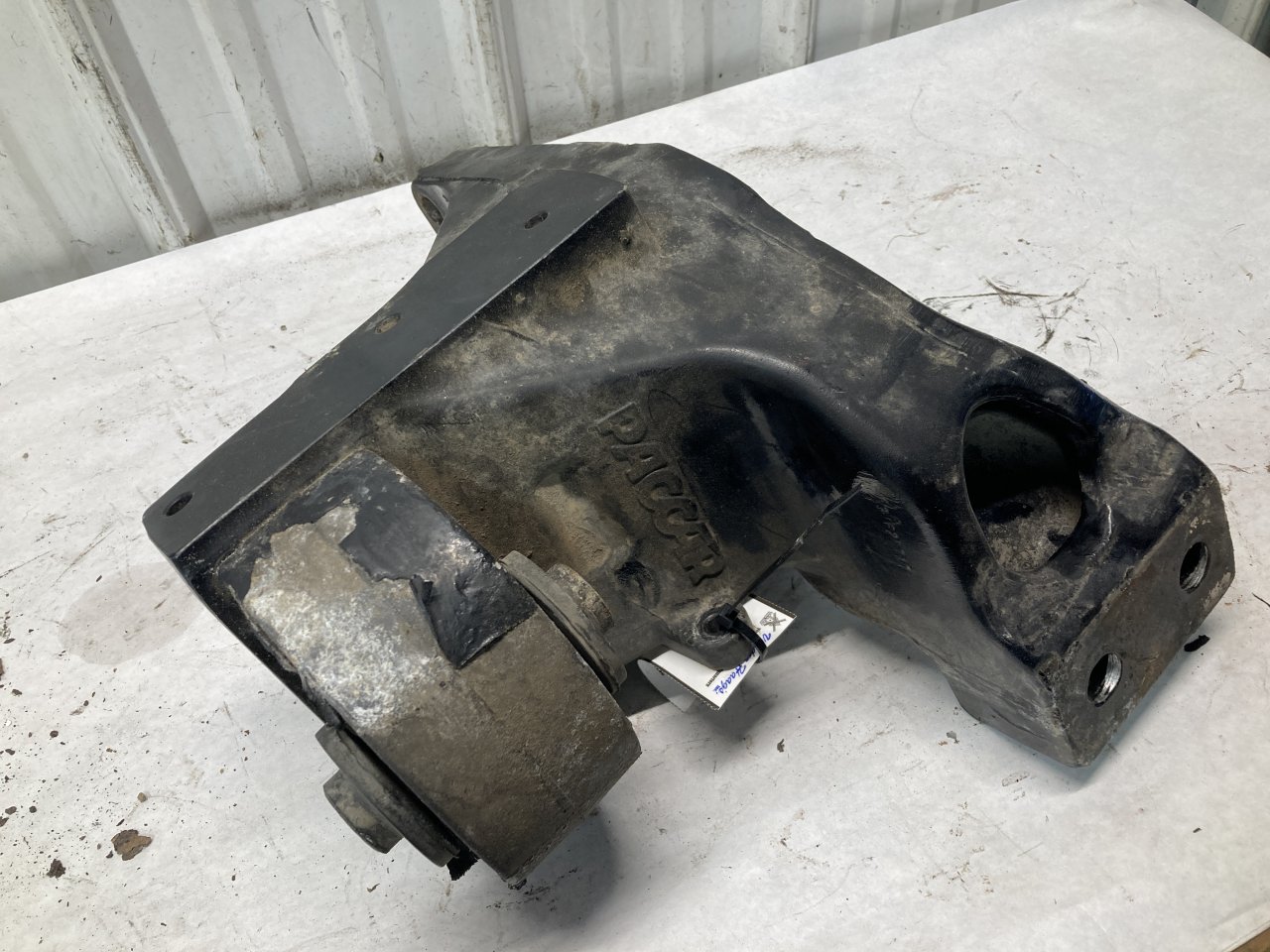 A85-6136 | Kenworth T680 Cab Suspension for Sale