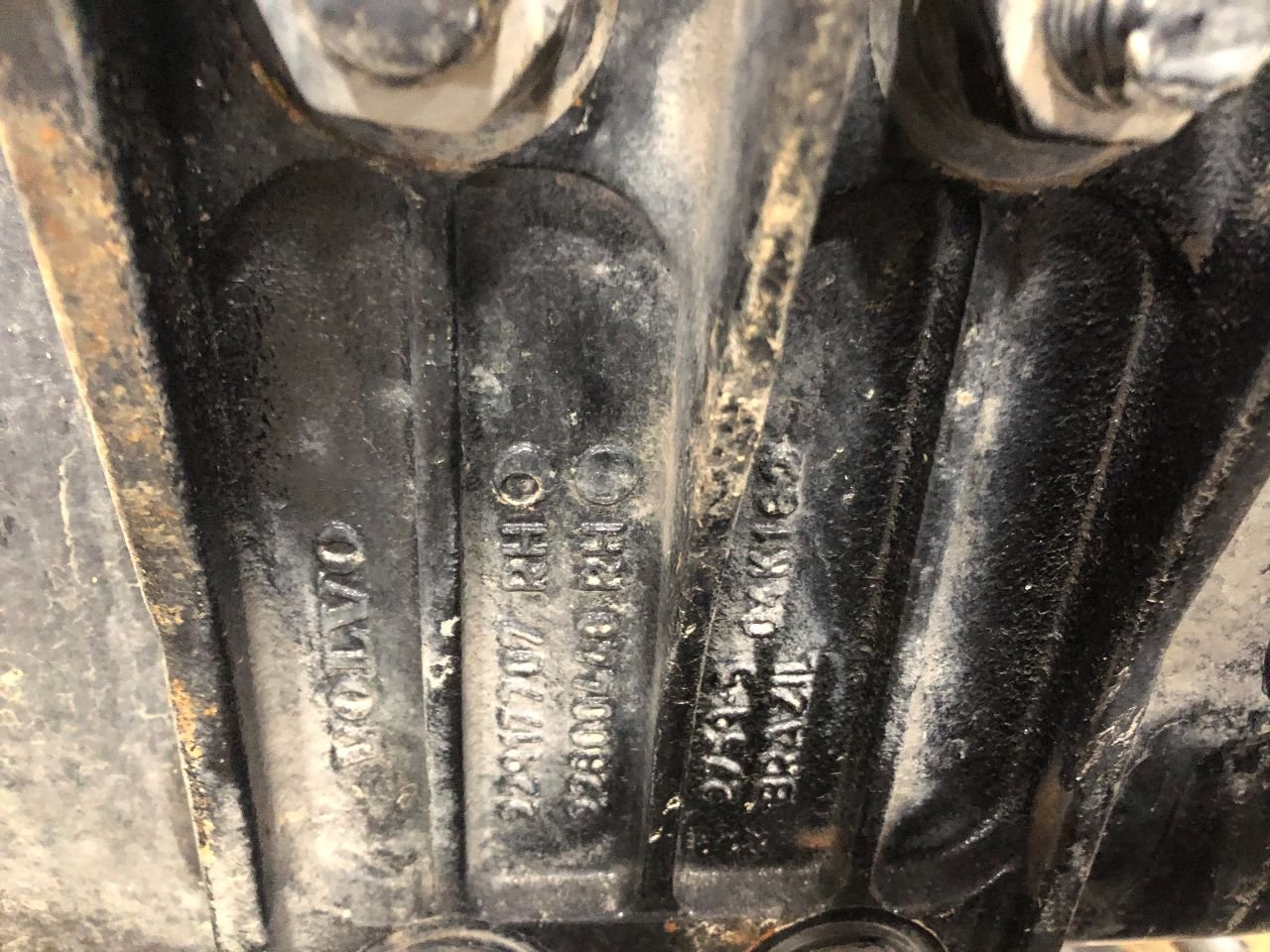 22917707 RH | Volvo VNL Cab Suspension for Sale