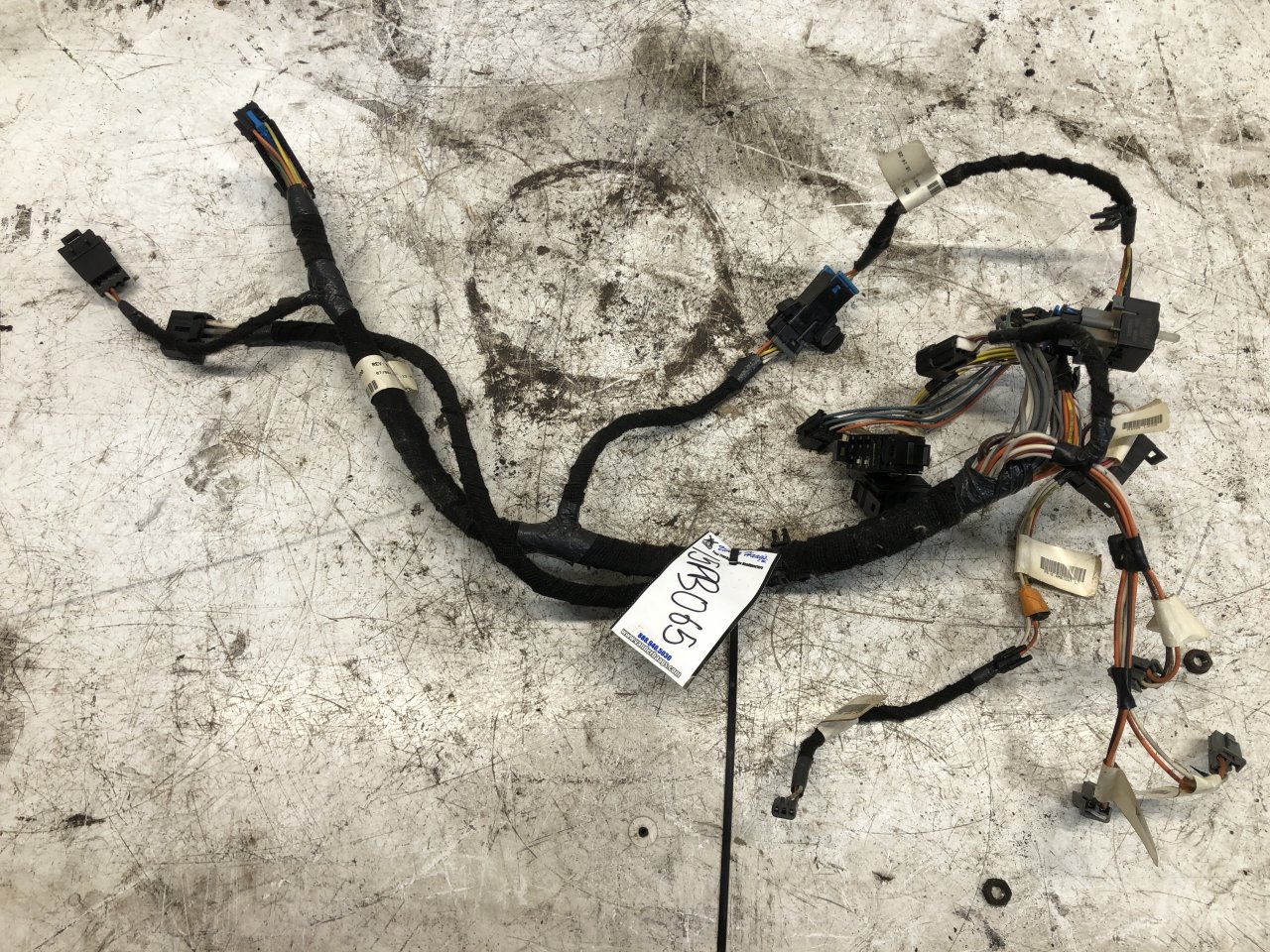 P92-9038-13000 | Peterbilt 579 Wiring Harness, Cab for Sale