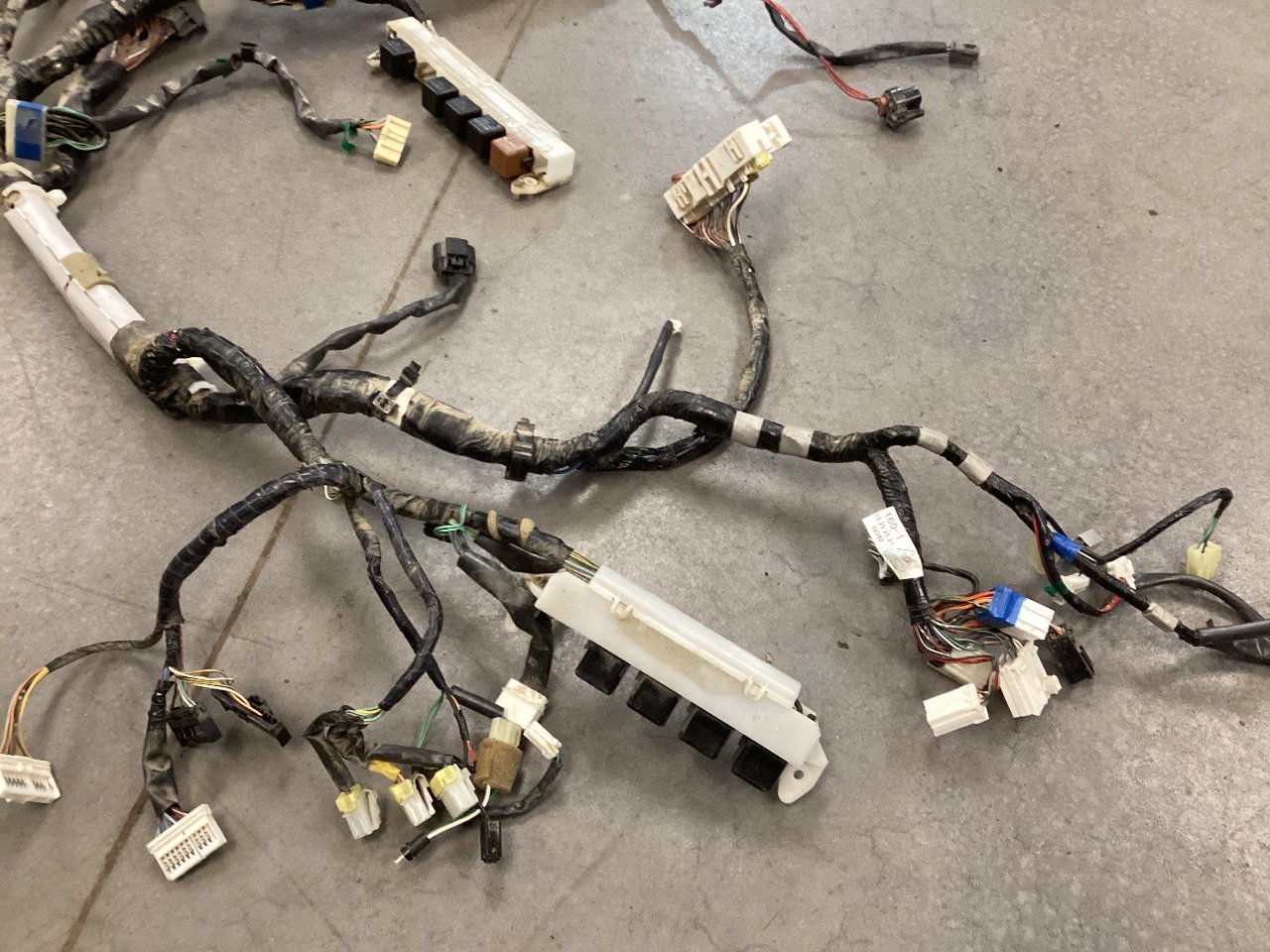 GMC W4500 Wiring Harness, Cab for Sale