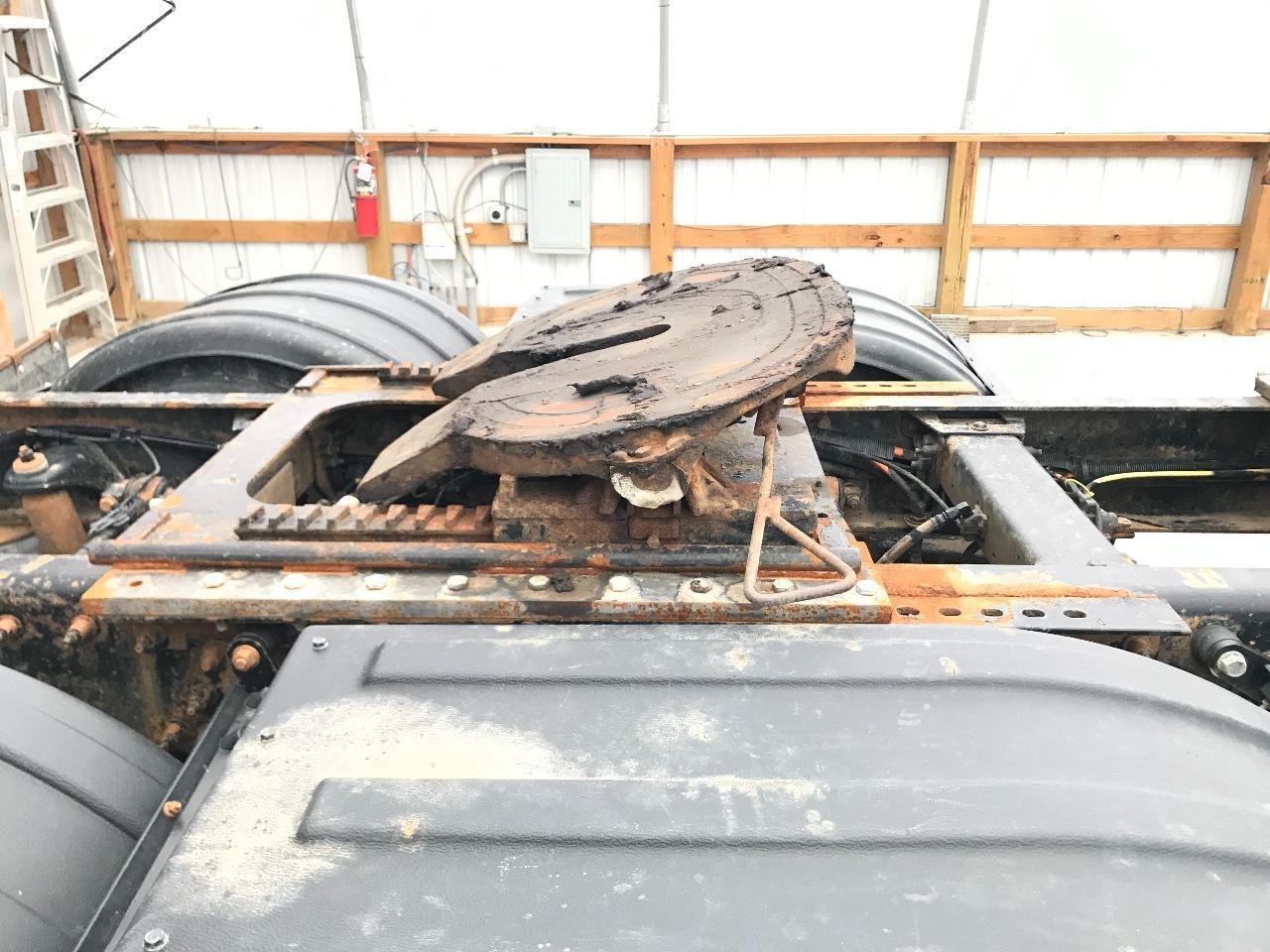 JSK37USA-A-051-2 | Holland FW8 Fifth Wheel for Sale
