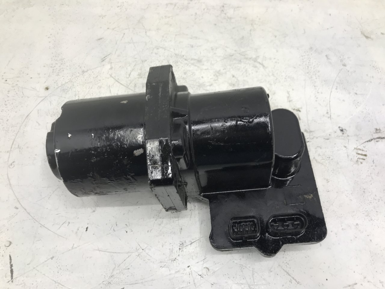 Fuller 4306651 Clutch Actuators for Sale