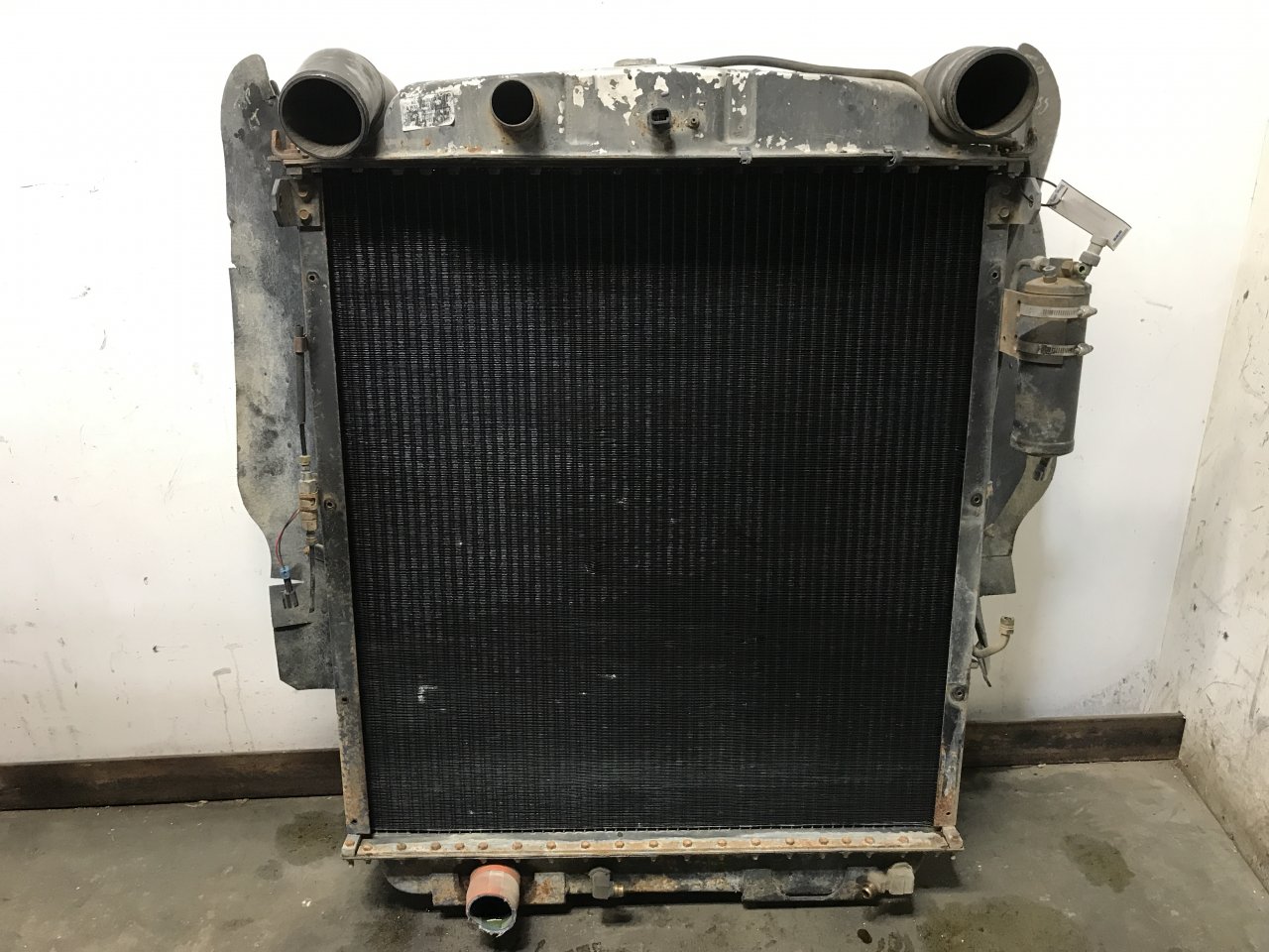 Mack CL600 Cooling Assy. (Rad., Cond., ATAAC) for Sale