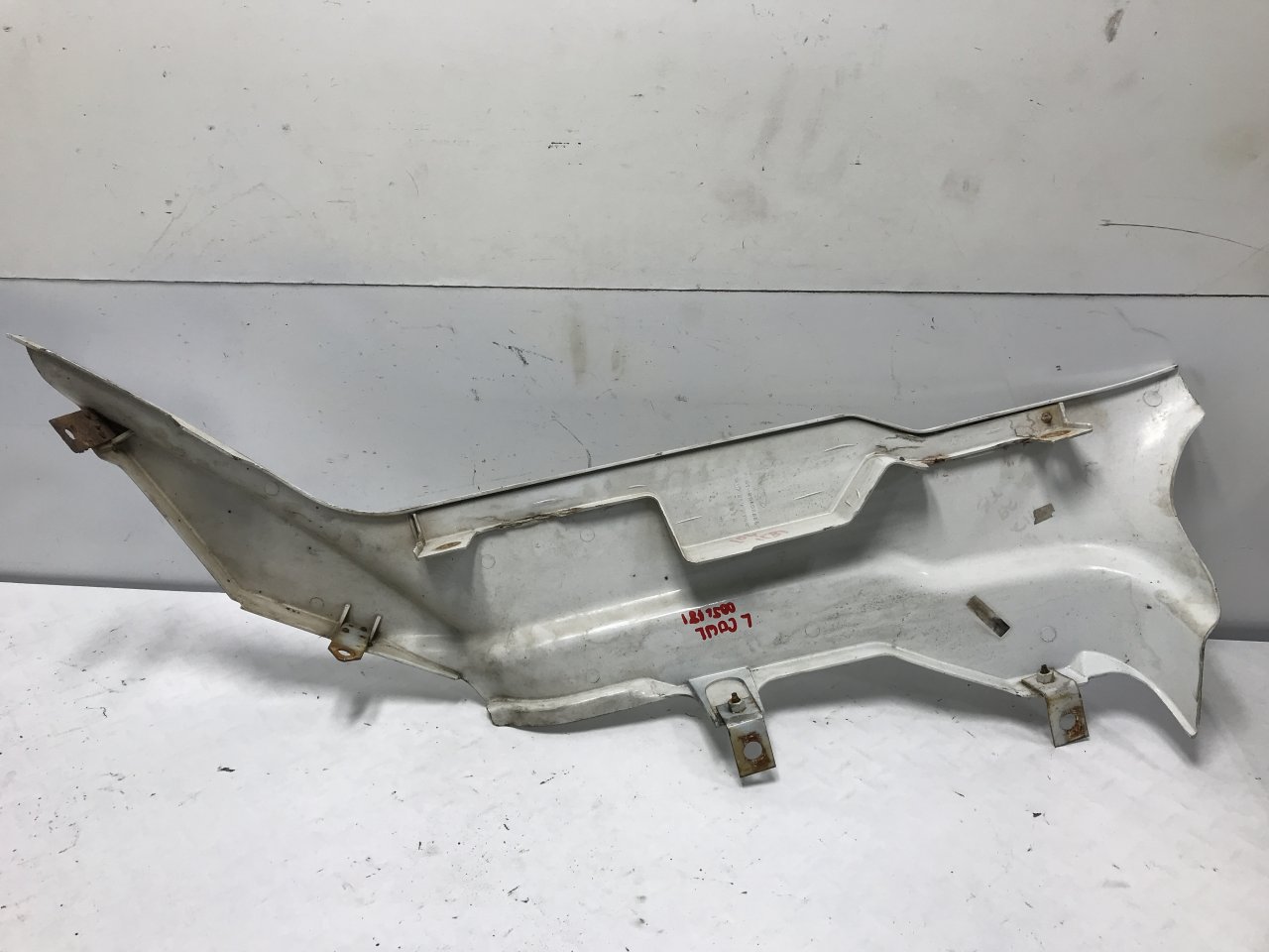 F8HT-80A02886 | Sterling A9513 Cowl for Sale