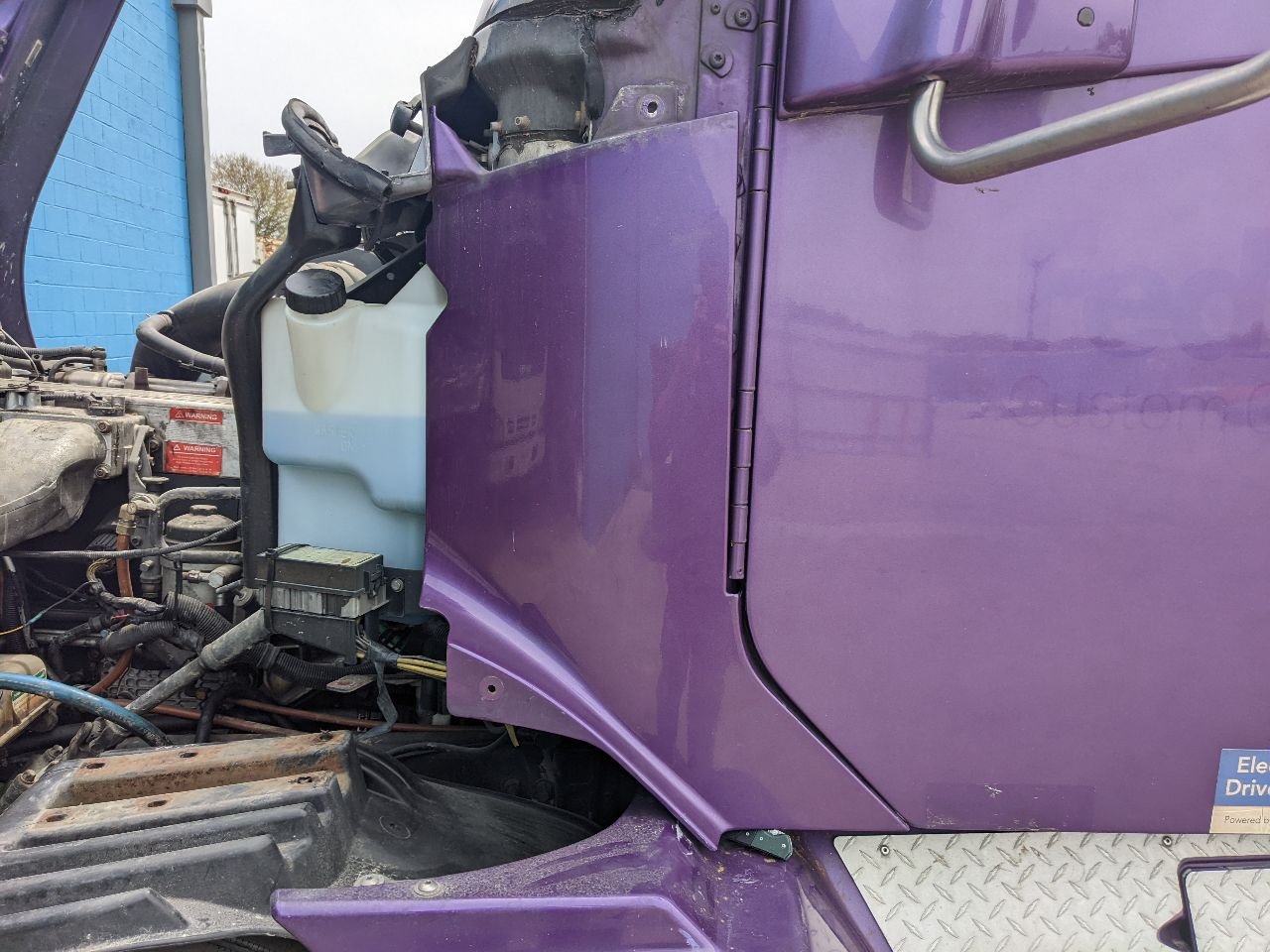 18-37138-002 | Freightliner C120 CENTURY Cowl for Sale