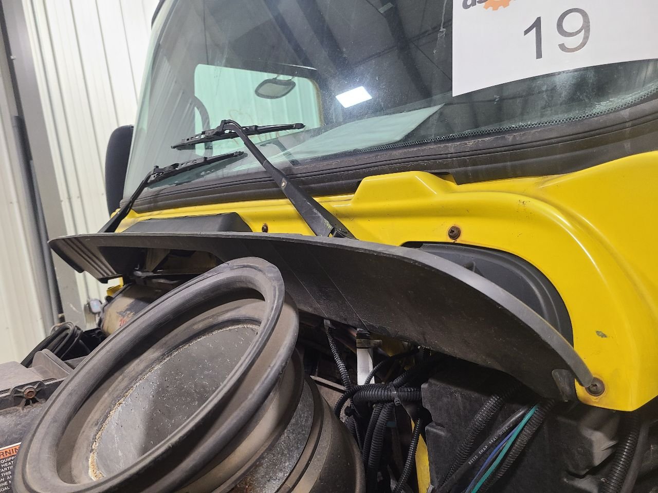 Kenworth T440 Cowl for Sale