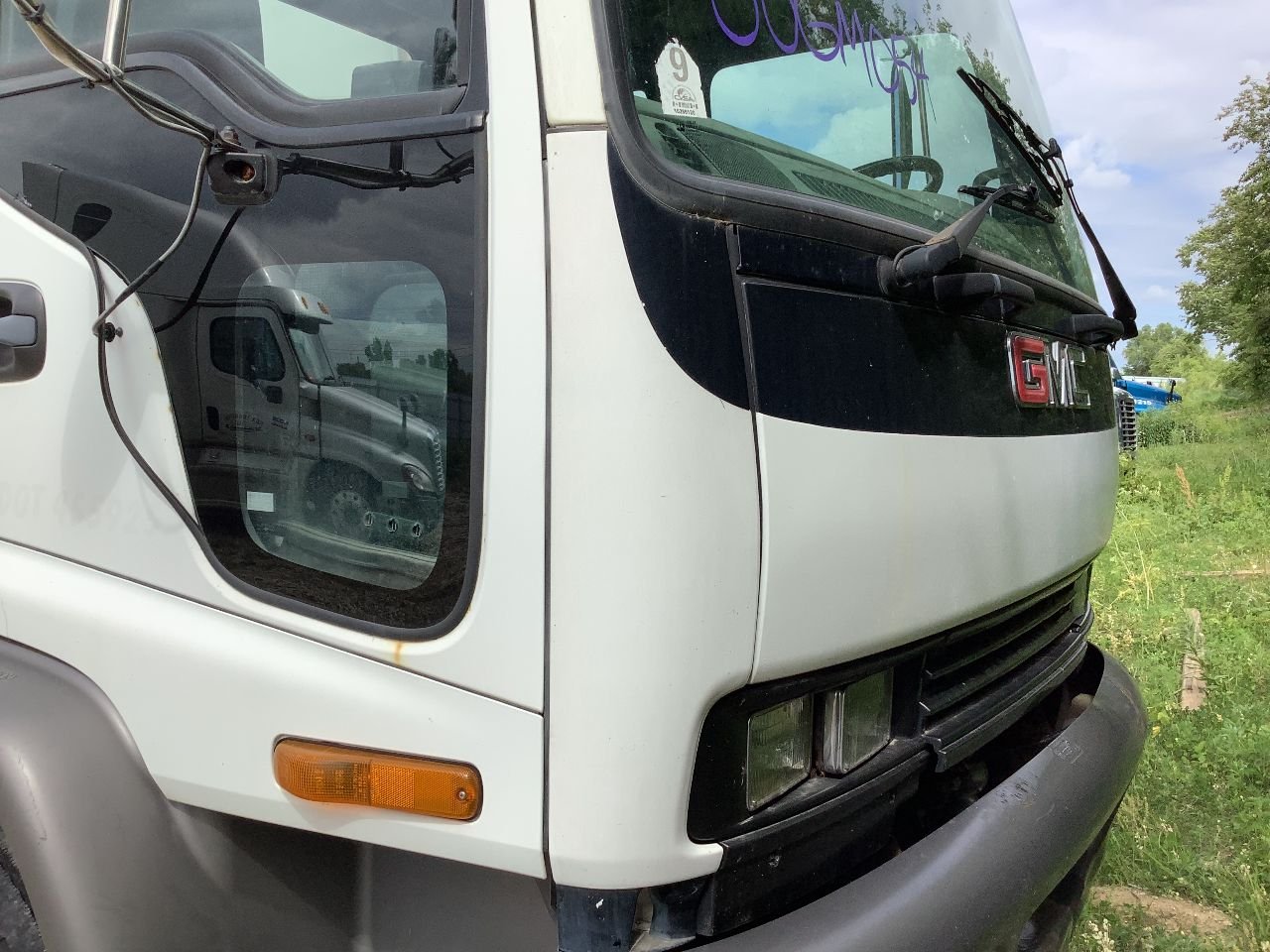 GMC T7500 Cowl for Sale