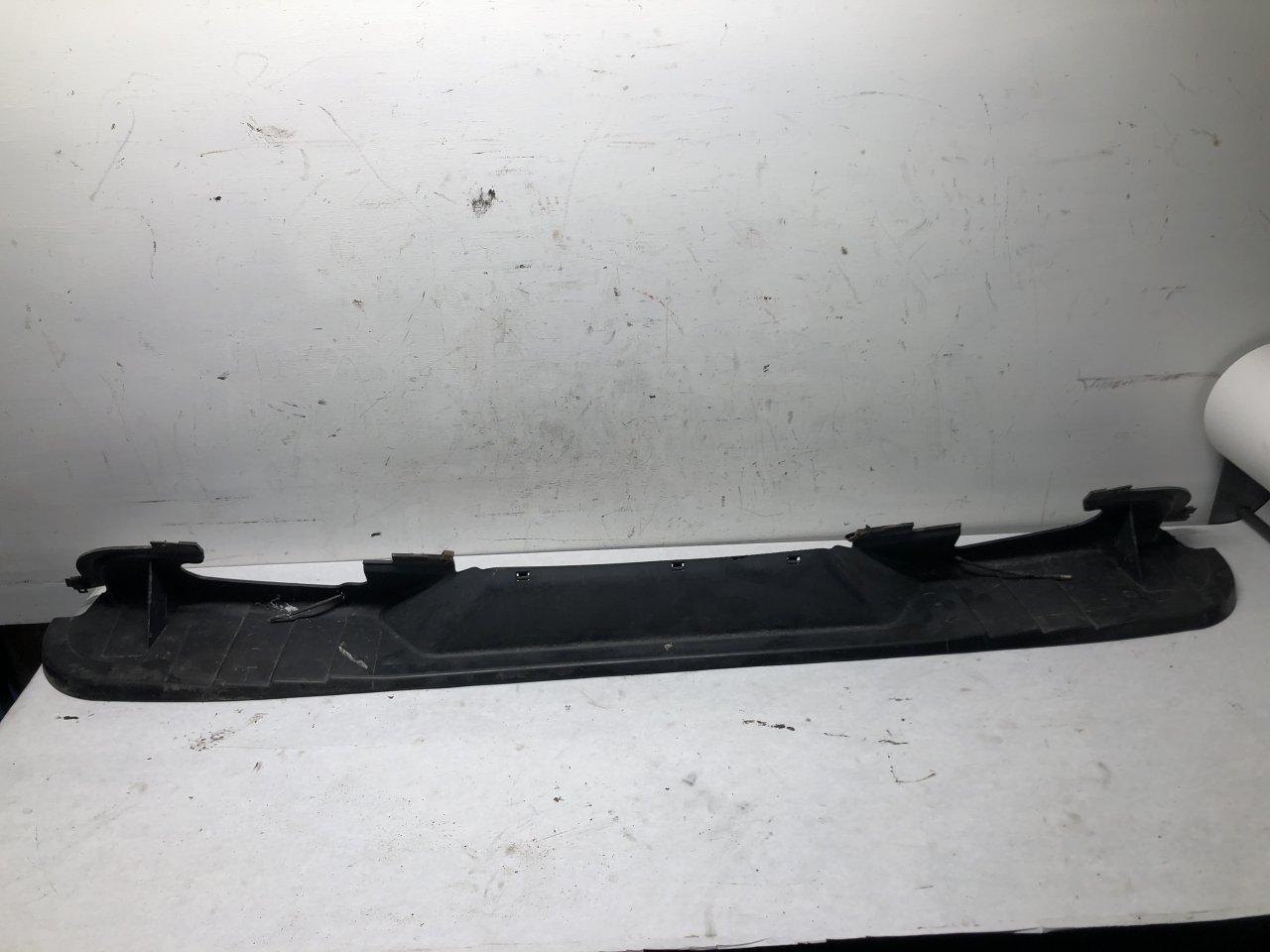 R46-1045-100 | Kenworth T800 Cowl for Sale