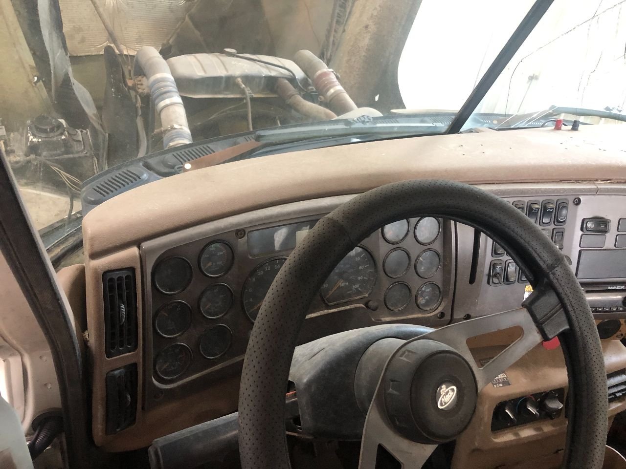 Mack CL600 Dash Assembly for Sale