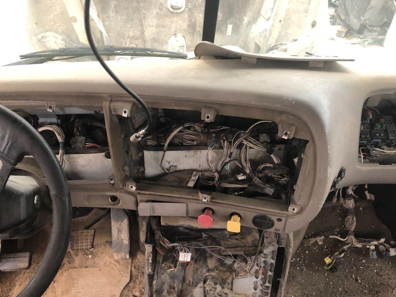 Mack CT GRANITE (SBA) Dash Assembly for Sale