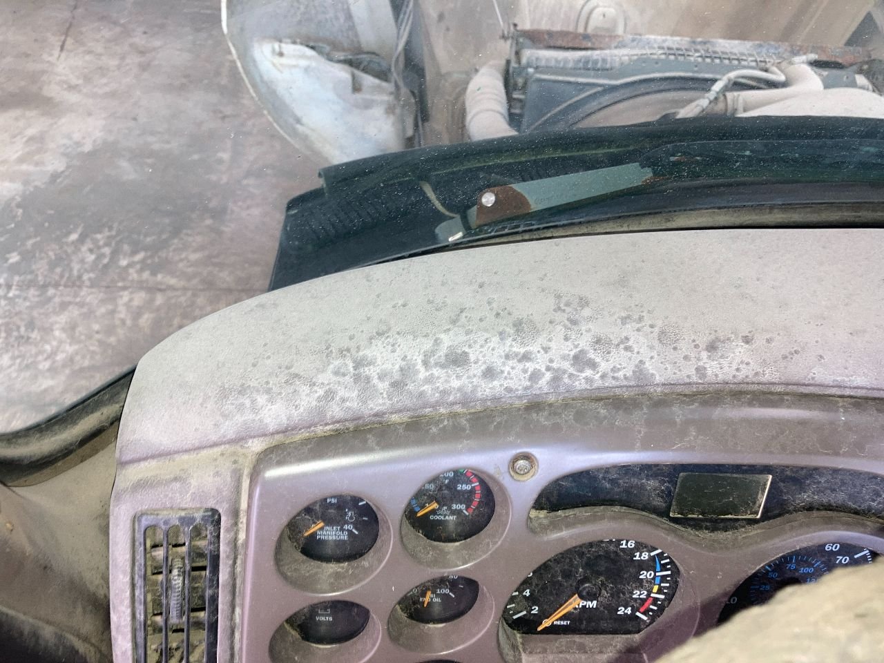 Mack CT GRANITE (SBA) Dash Assembly for Sale