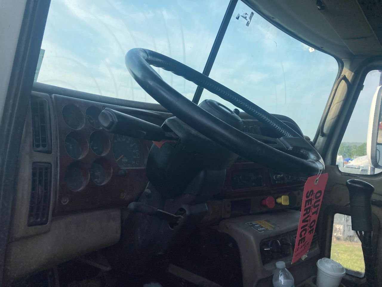 Mack CM MIDLINER Dash Assembly for Sale