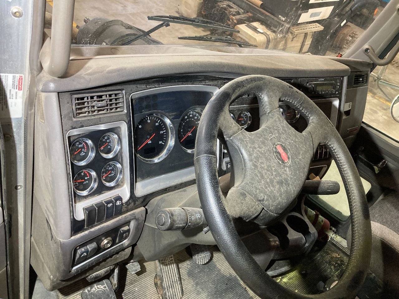 S62-1023-4 | Kenworth T800 Dash Assembly for Sale
