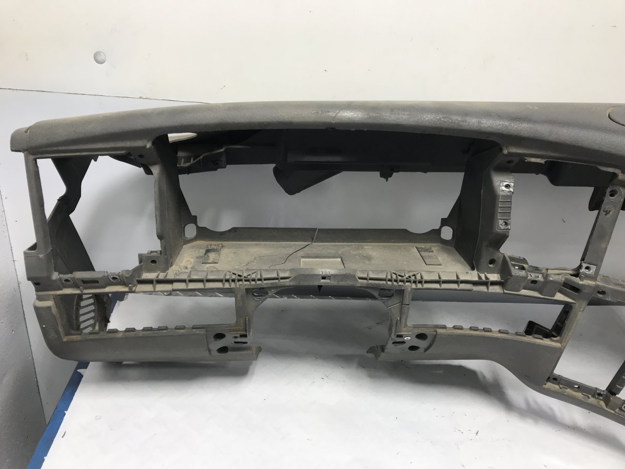 3175559 | Volvo VNL Dash Assembly for Sale