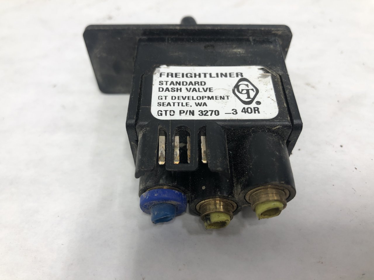 3270-34OR | Freightliner 122SD Dash/Console Switch for Sale