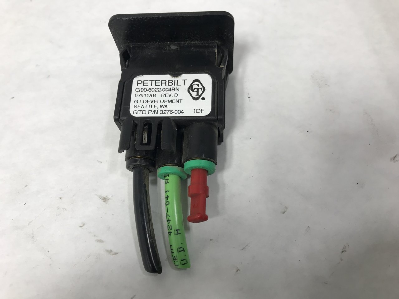 G90-6022-004BN | Peterbilt 365 Dash/Console Switch for Sale