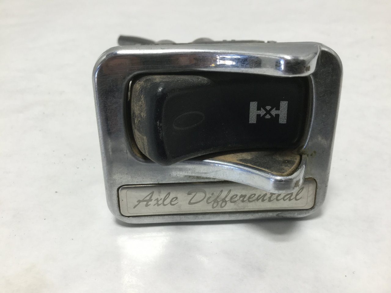 0803448015 | Peterbilt 379 Dash / Console Switch for Sale