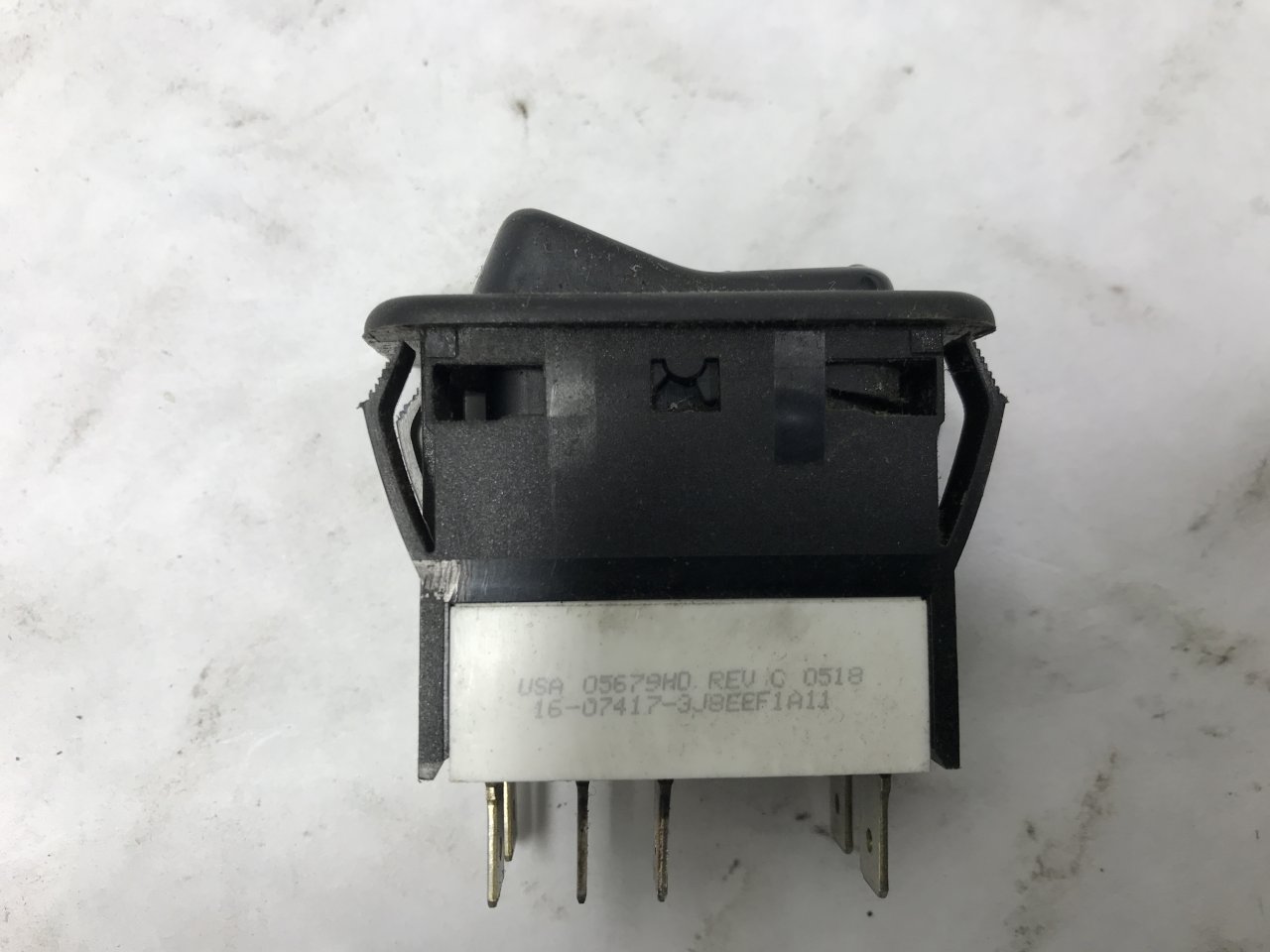 16-07417-3J8EEF1A11 | Peterbilt 387 Dash/Console Switch for Sale