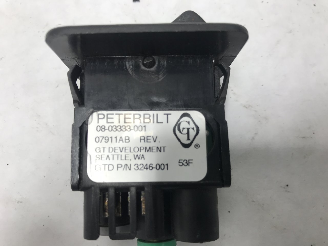 3246-001 | Peterbilt 387 Dash/Console Switch for Sale