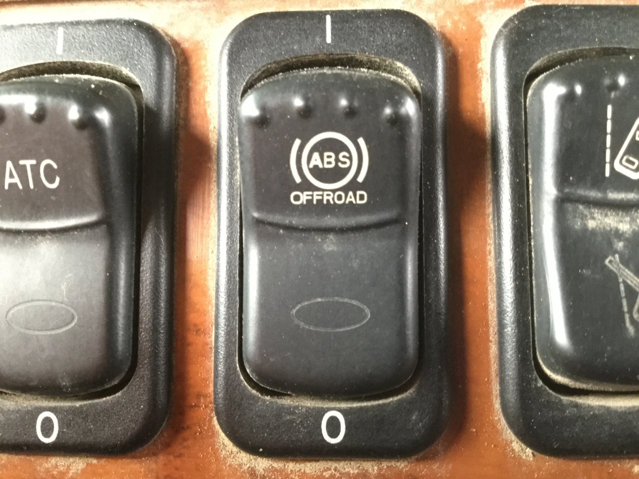 Peterbilt 388 Dash/Console Switch for Sale