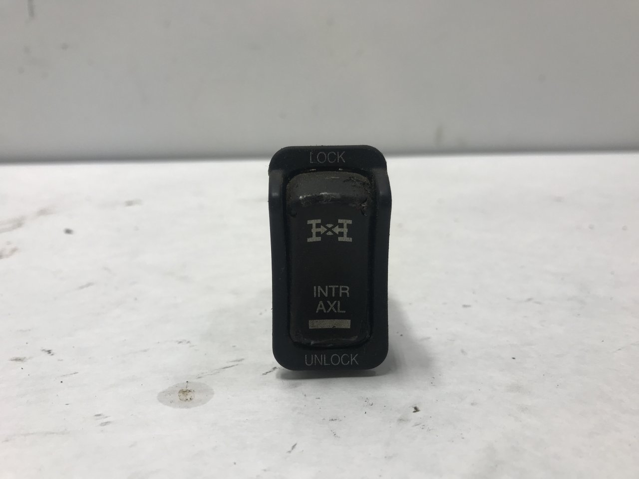 3280-19 | Western Star Trucks 4900FA Dash/Console Switch for Sale