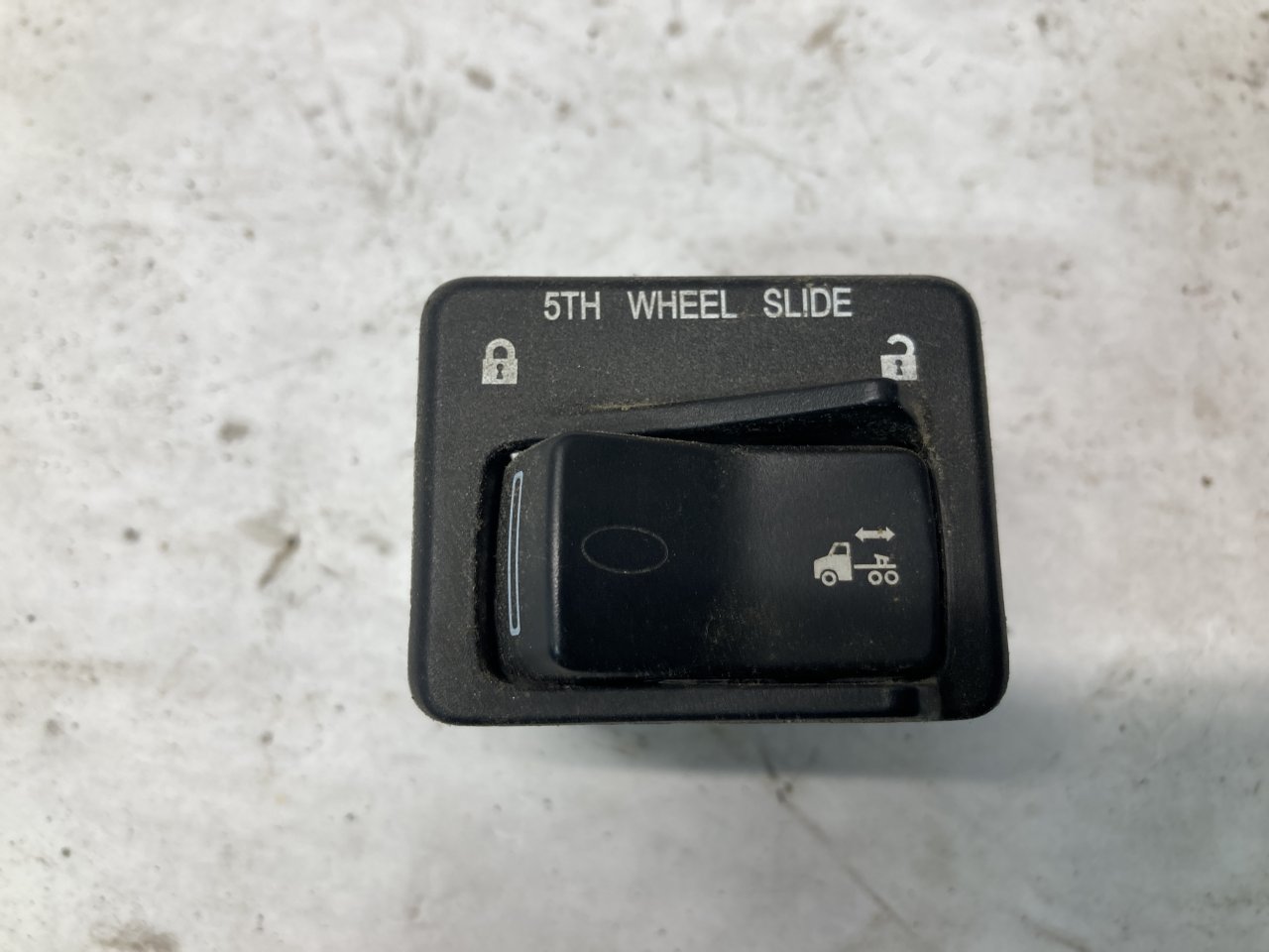 P27-1170-055 | Peterbilt 579 Dash/Console Switch for Sale
