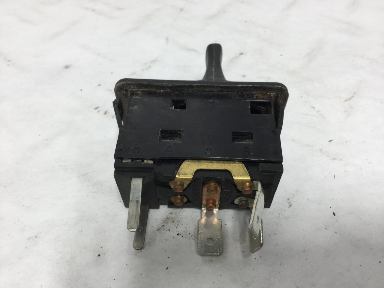 2007306C10229 | International 9100 Dash/Console Switch for Sale