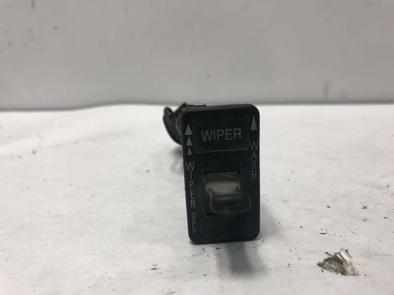 2010094C2 | International 9200 Dash/Console Switch for Sale