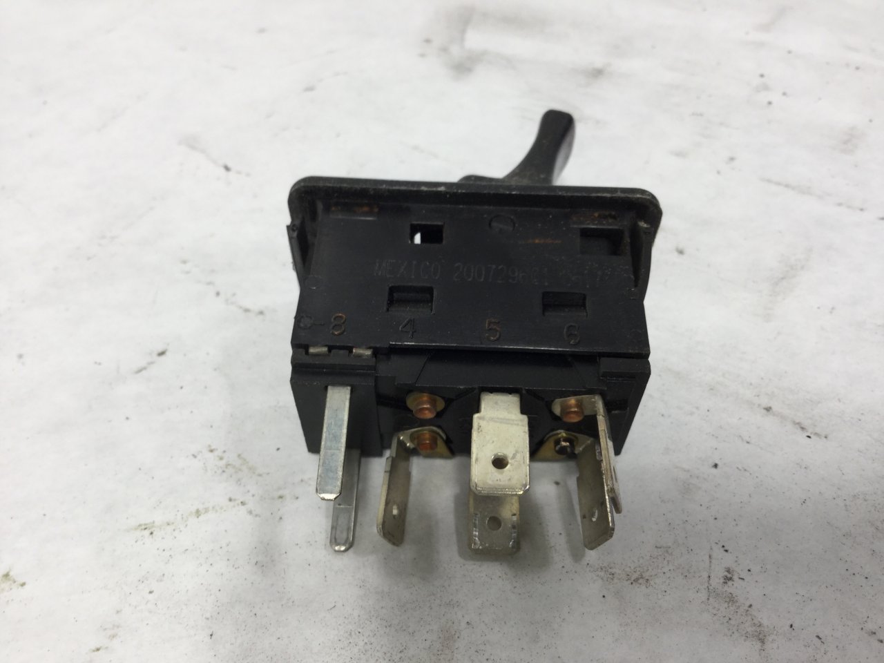 2007296C10617 | International 9200 Dash/Console Switch for Sale