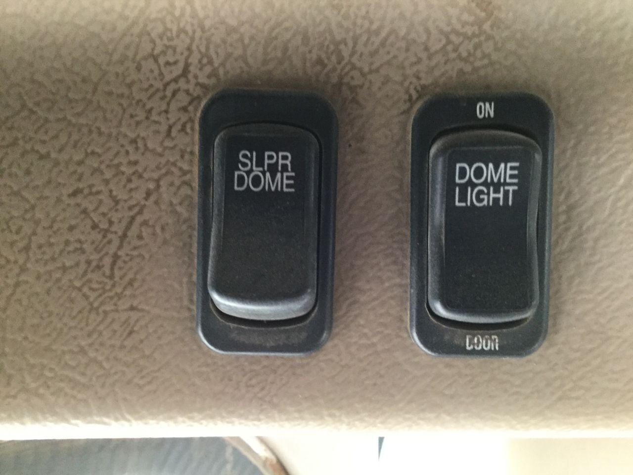 International 9400 Dash/Console Switch for Sale