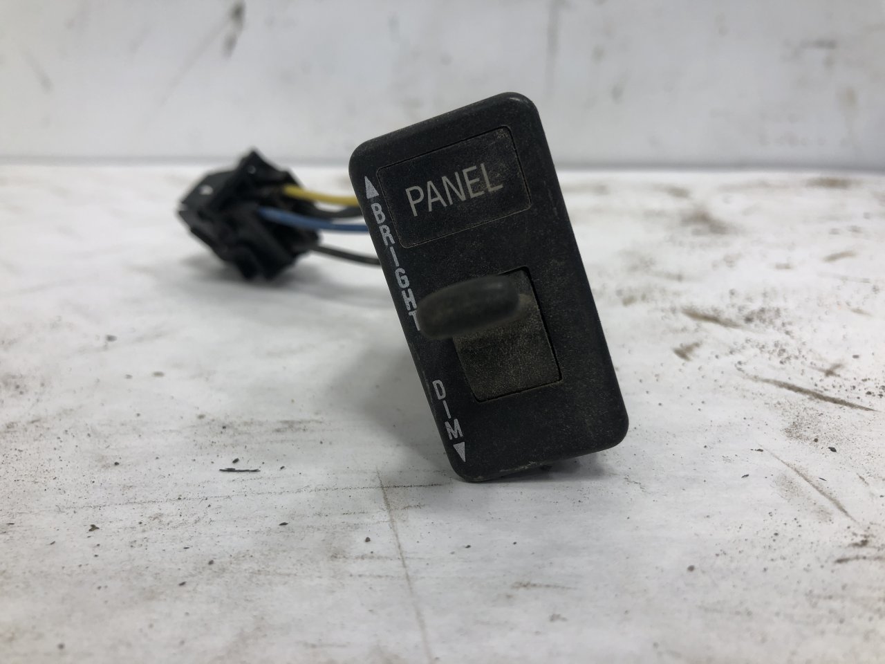 2029843C30237 | International 9400 Dash/Console Switch for Sale