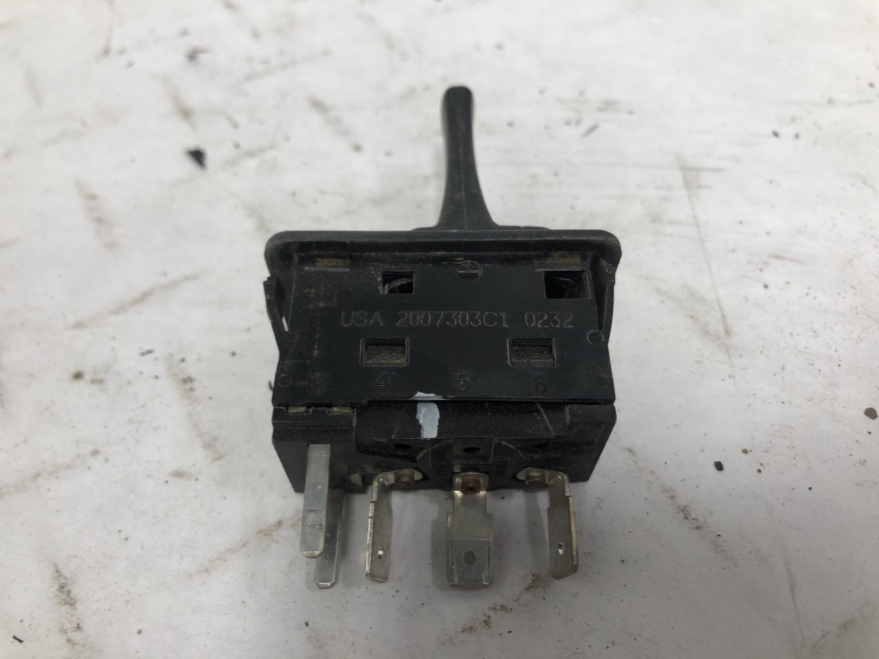 International 9400 Dash/Console Switch for Sale