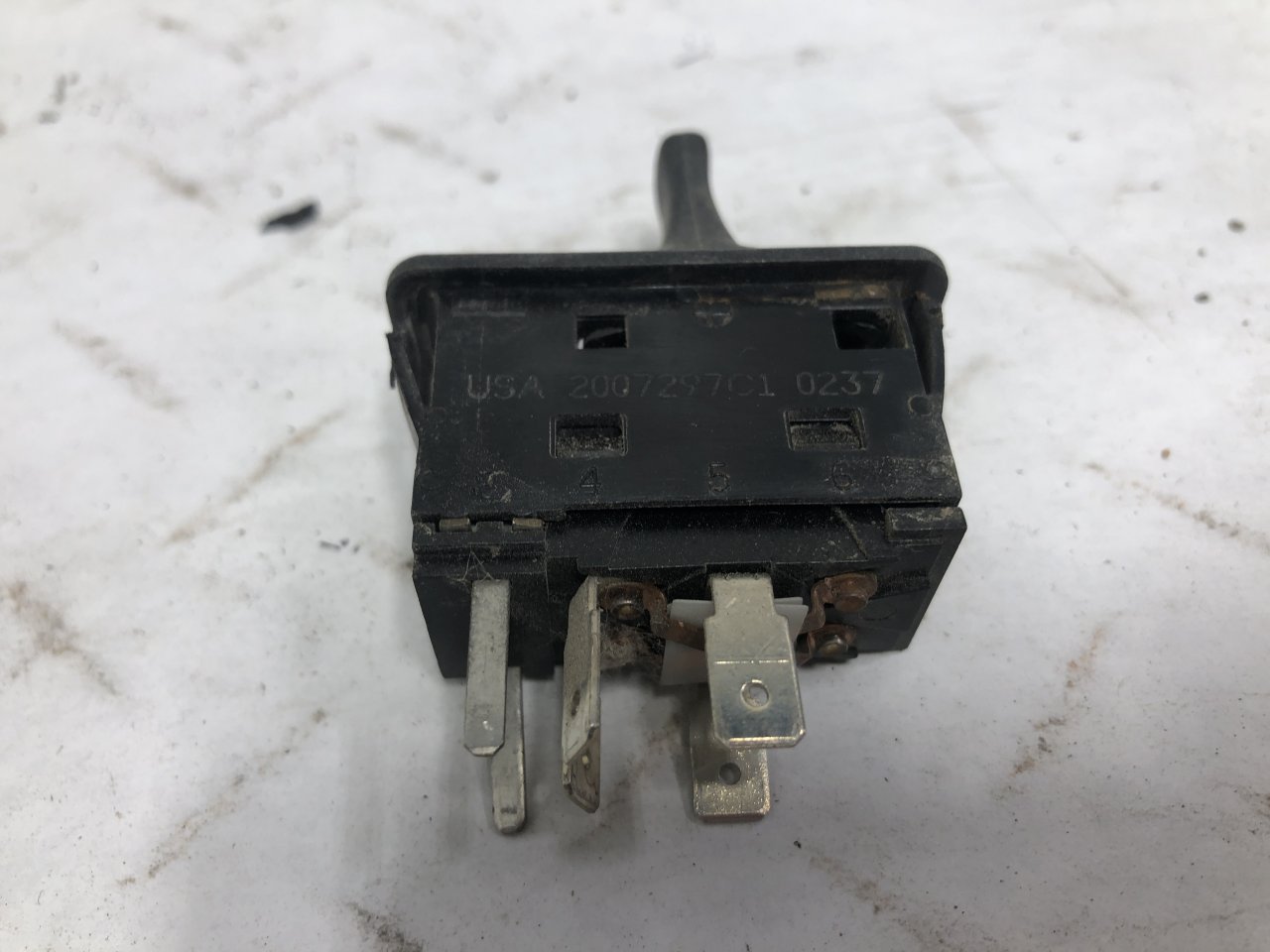 2007297C10237 | International 9400 Dash/Console Switch for Sale