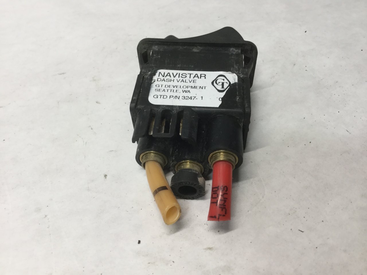 3247-1*** | International 9900 Dash/Console Switch for Sale