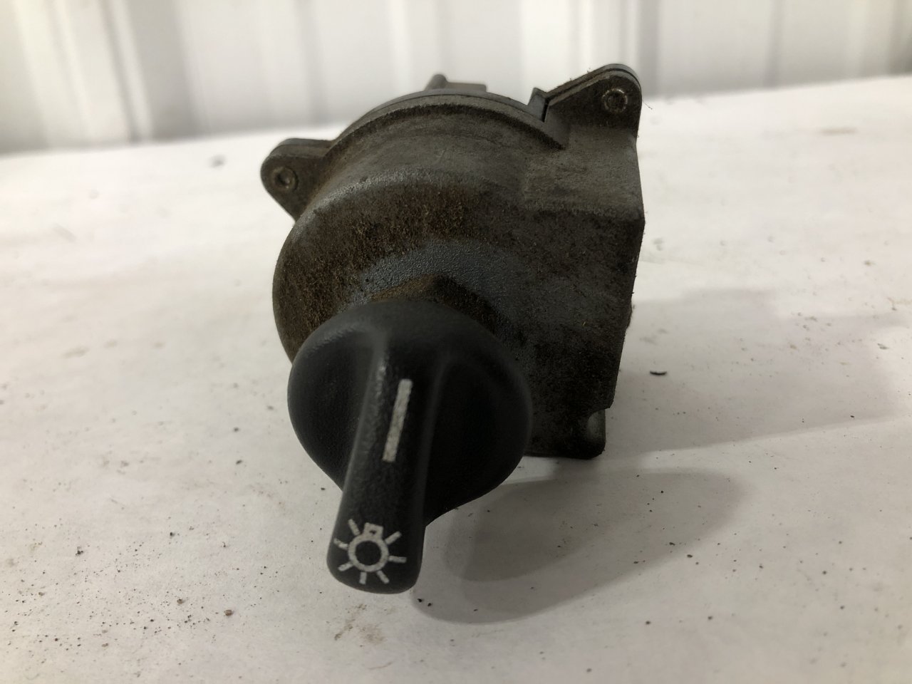 F2DB-11654-AA | Sterling A9513 Dash/Console Switch for Sale