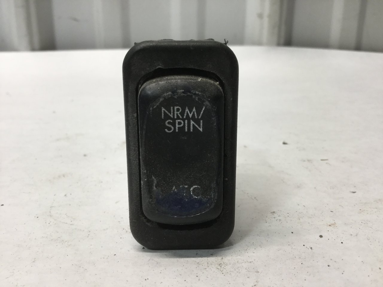 A06-22523-020 | Freightliner C120 CENTURY Dash/Console Switch for Sale