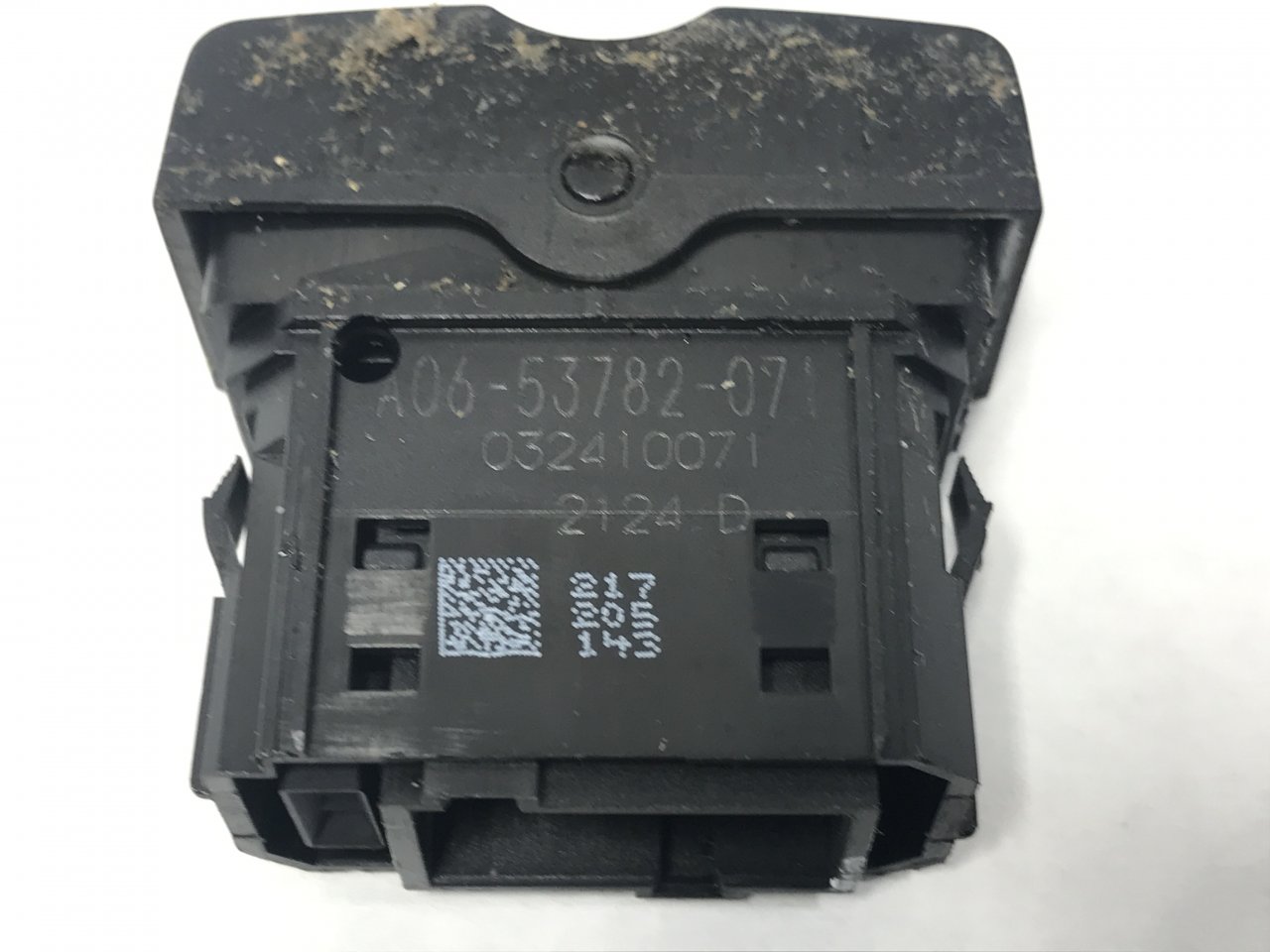 A06-53782-071 | Freightliner CASCADIA Dash/Console Switch for Sale