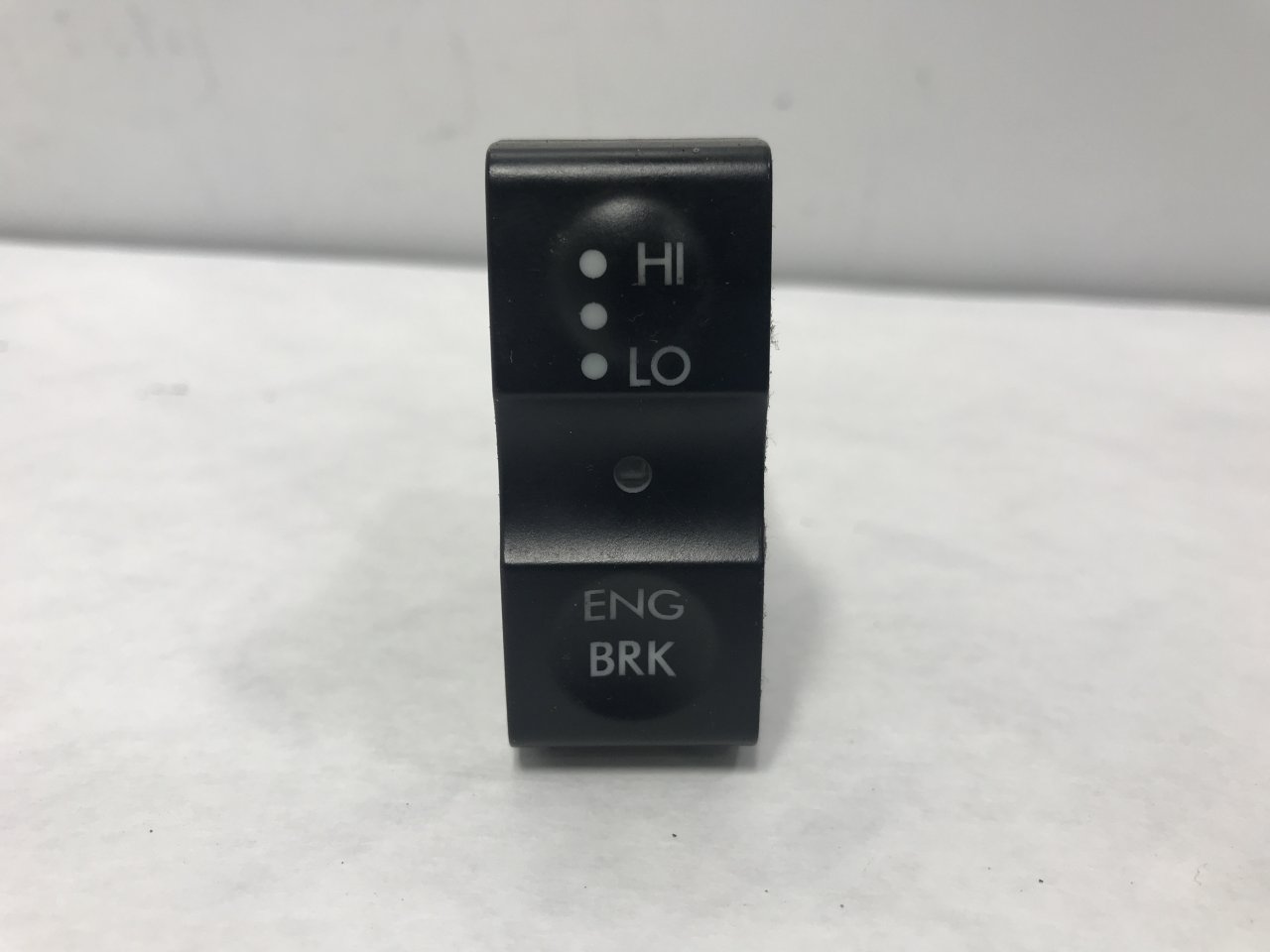 A06-53782-071 | Freightliner CASCADIA Dash/Console Switch for Sale