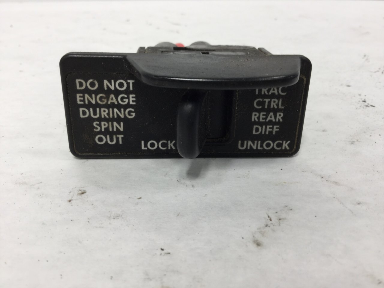 3270-1358F | Freightliner COLUMBIA 112 Dash/Console Switch for Sale