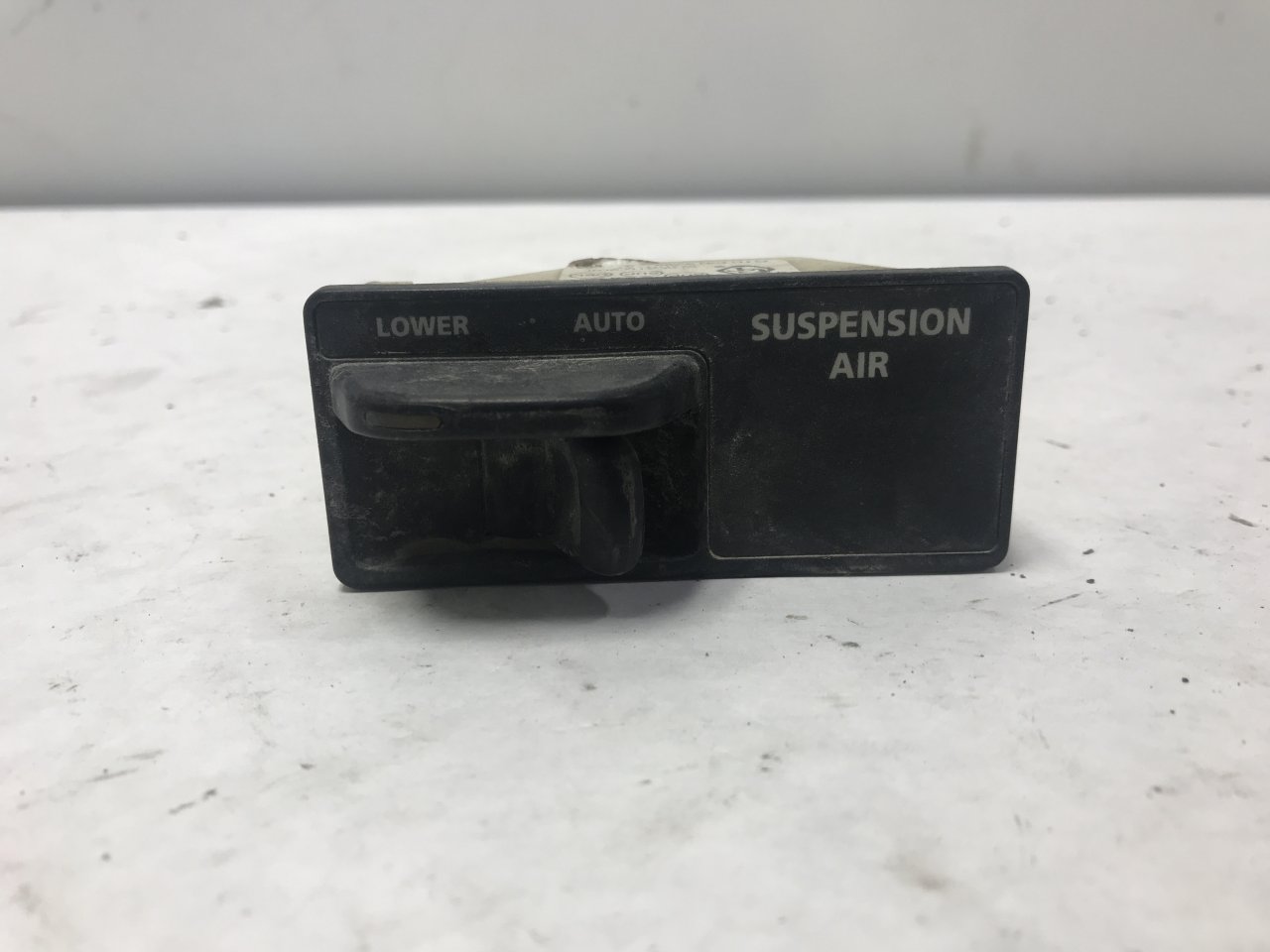 3235L-3 | Freightliner COLUMBIA 120 Dash/Console Switch for Sale