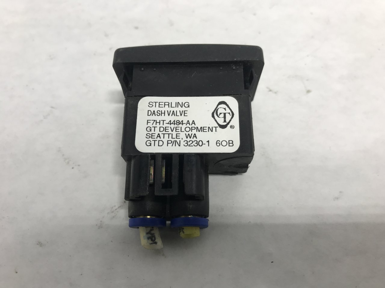 F7HT-4484-AA | Sterling L8513 Dash/Console Switch for Sale