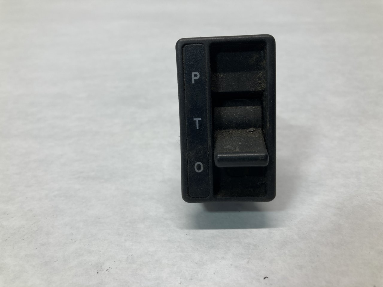 a-12-17273-0000 | Sterling L9501 Dash/Console Switch for Sale