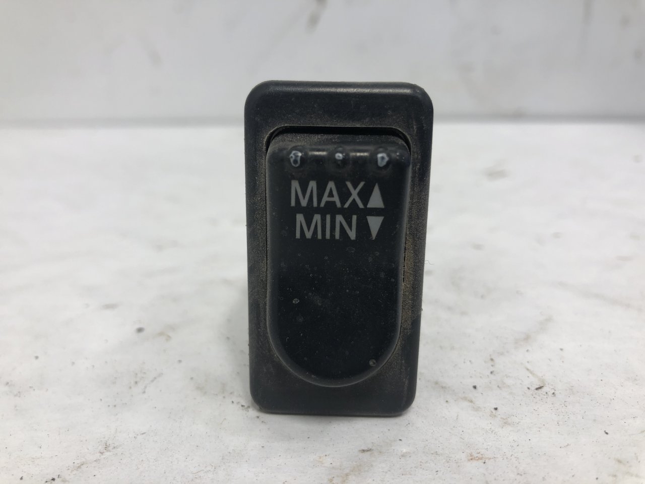 F6HT-9E704-AC | Sterling L9513 Dash/Console Switch for Sale