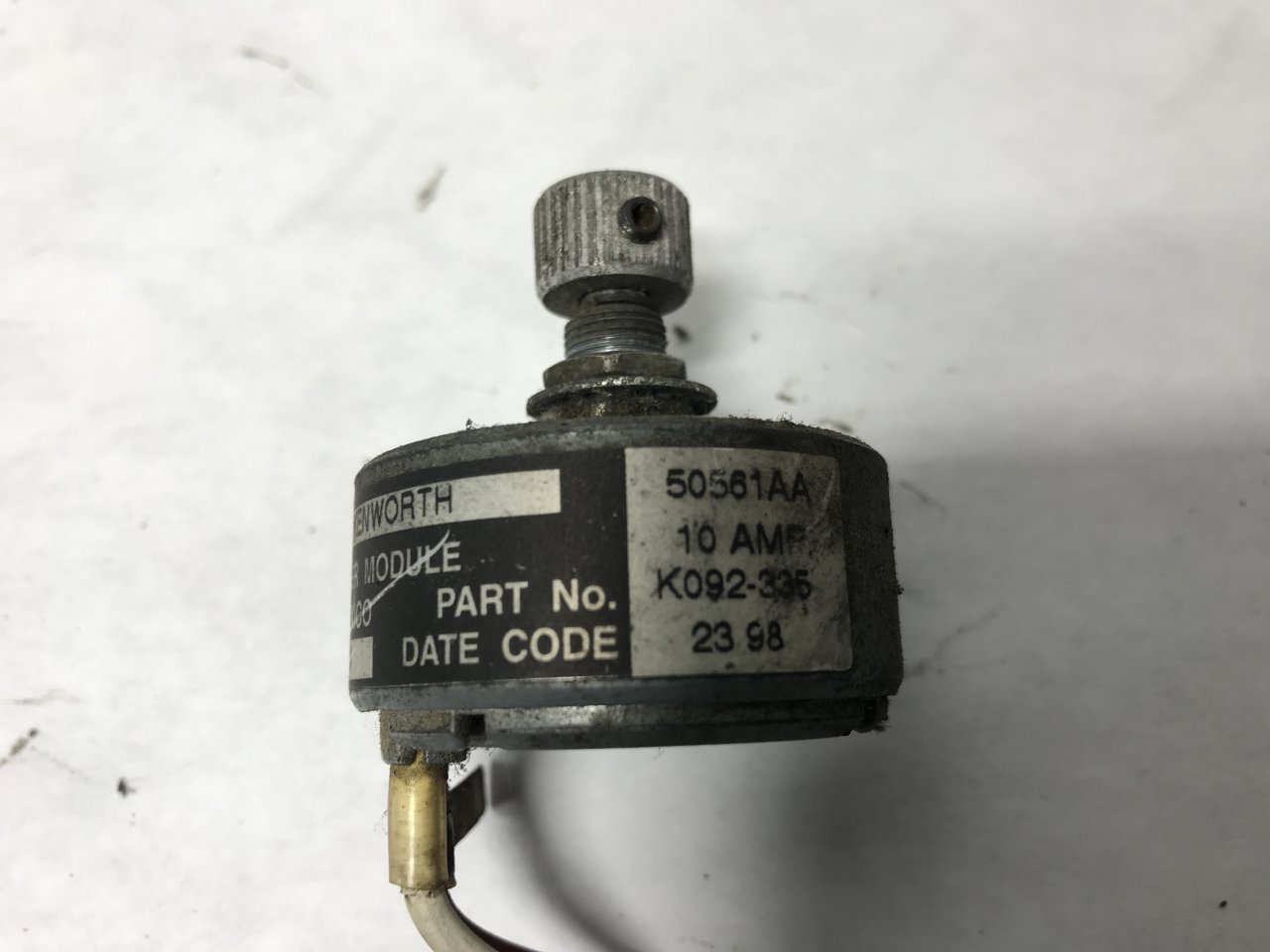 K092-335 | Kenworth T600 Dash/Console Switch for Sale
