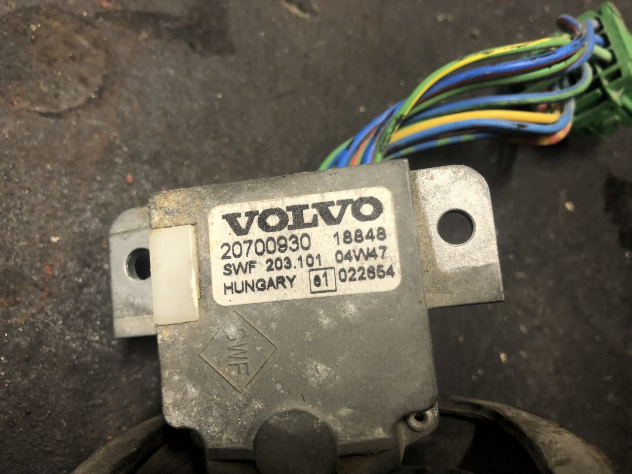 20700930 | Volvo VNL Dash/Console Switch for Sale