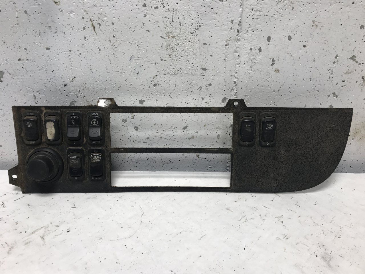 it-pm-oem-flex1 | Peterbilt 365 Dash Panel for Sale