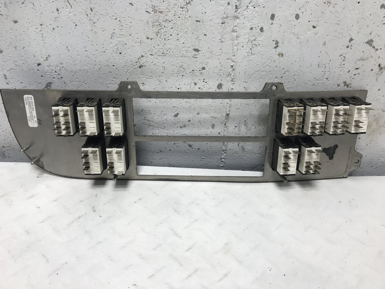 S64-6016-600 | Peterbilt 367 Dash Panel for Sale