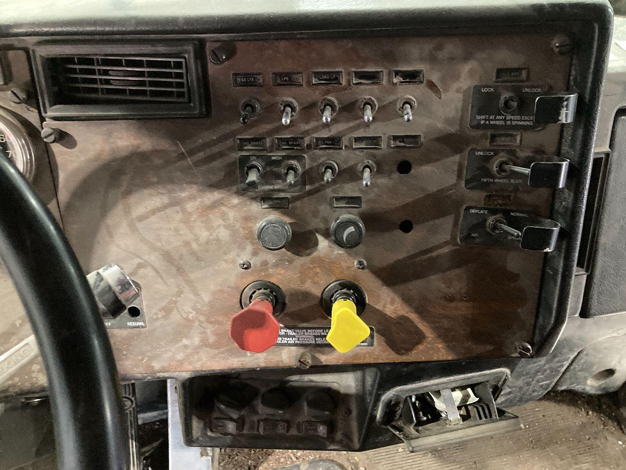 Peterbilt 385 Dash Panel for Sale