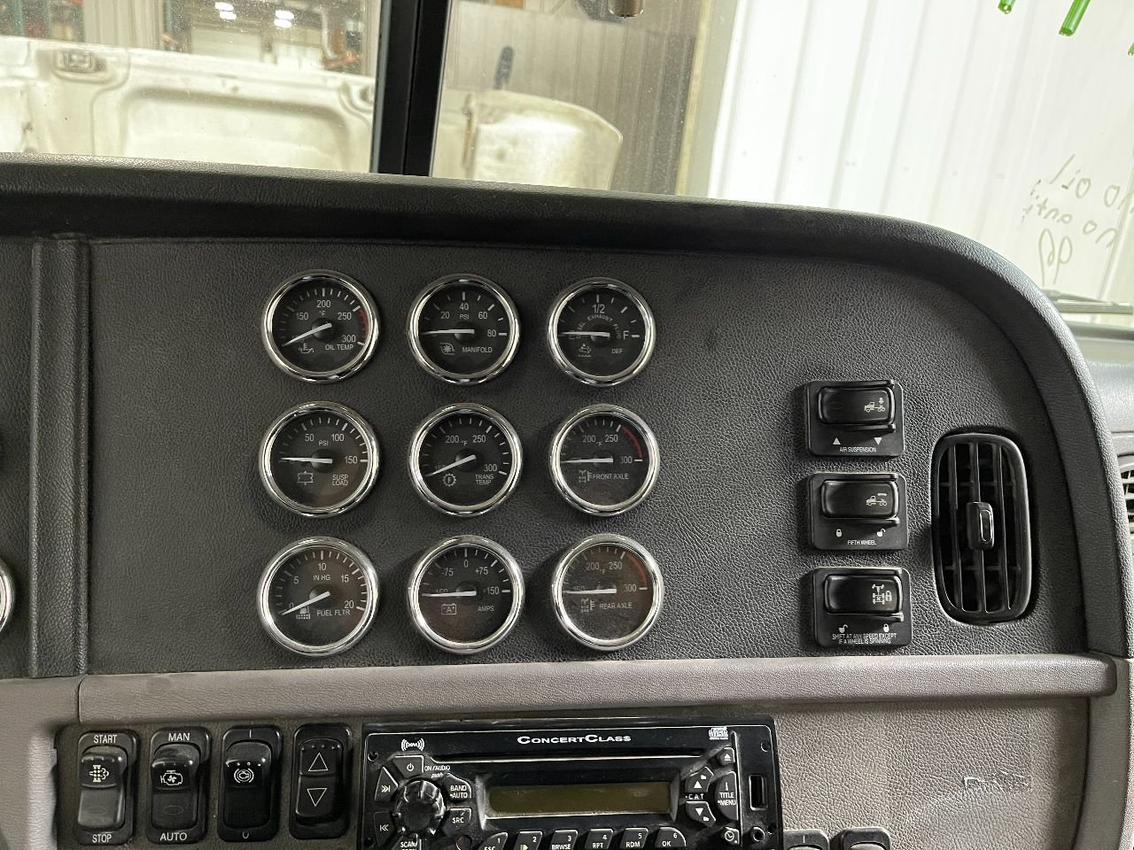 S64-5024-300 | Peterbilt 386 Dash Panel for Sale